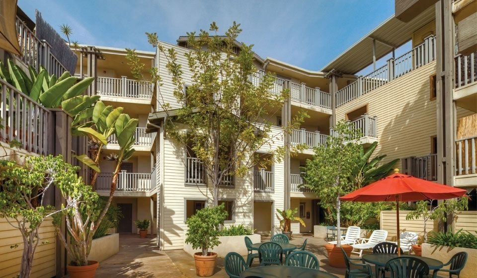 The Palm View | Entertainment Community Fund